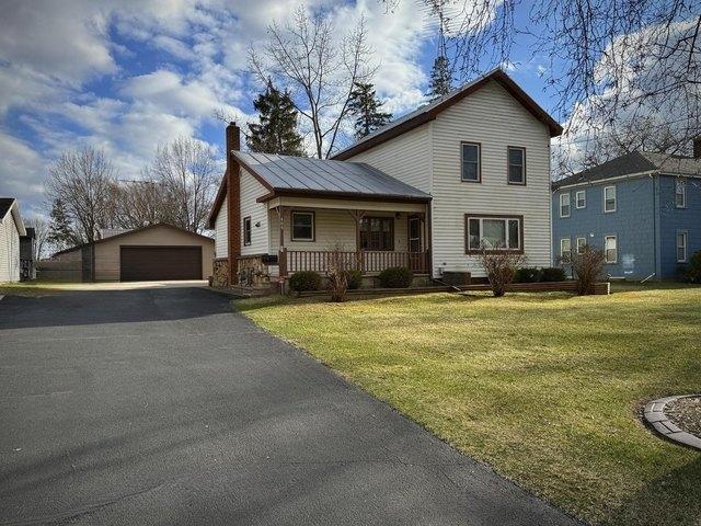 404 Broadway, Berlin, WI 54923