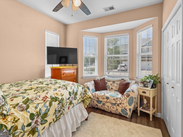 404 Governor Treutlen Circle