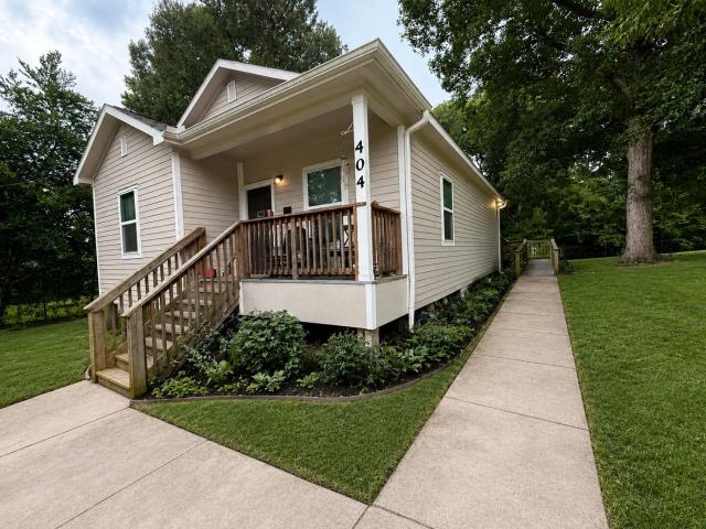 404 Gordon Drive