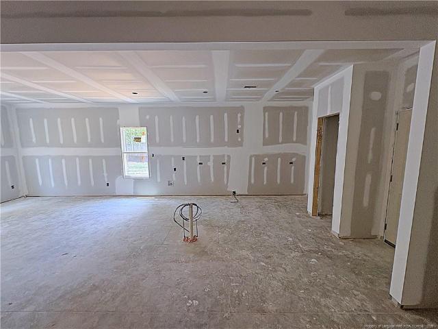 404 Gleneagles Court