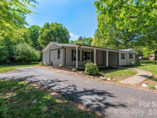 404 Dogwood Lane