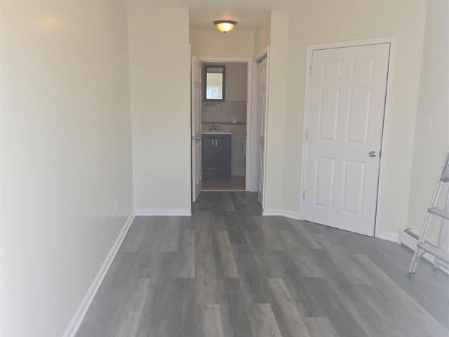 404 E 54th Street 3