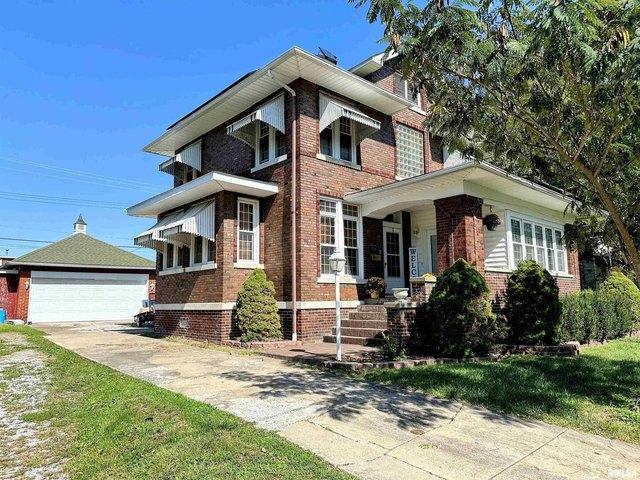 404 E 5th St, Johnston City, IL 62951