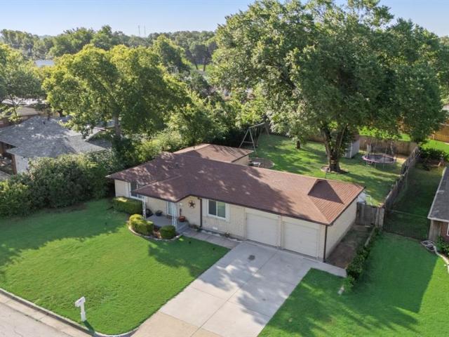 404 E Alexander Lane