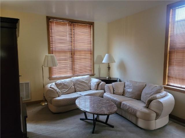 404 E Beau St, Washington, PA 15301 | MLS #1750