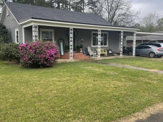 404 E Cedar St, Warren, AR 71671