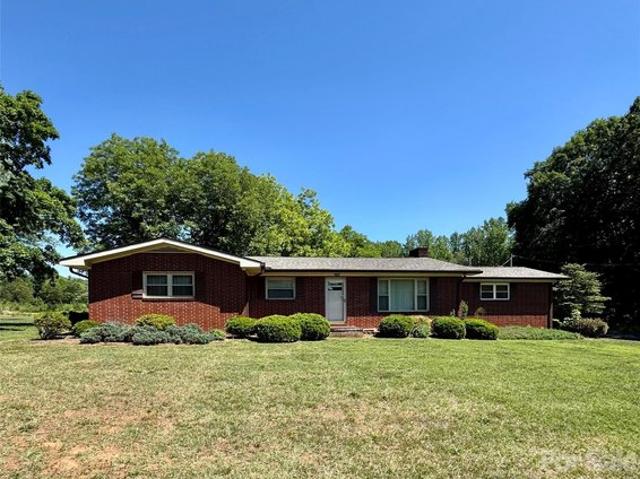 404 E Lyerly St, Salisbury, NC 28146