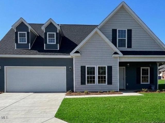 404 Earl St, Clinton, NC 28328