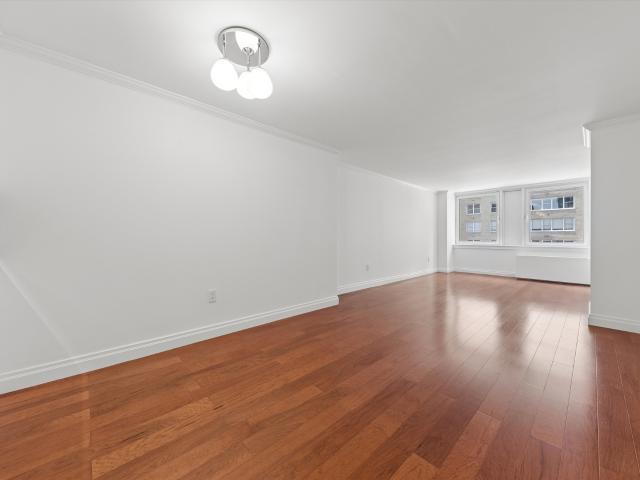 404 East 76th Street, New York, NY