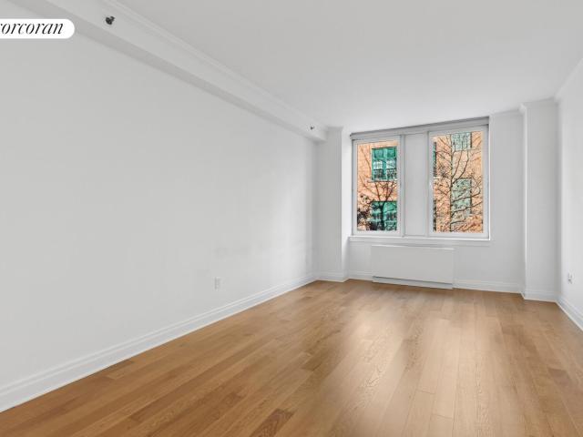404 East 76th Street, New York, NY