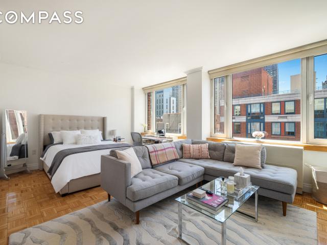 404 East 76th Street, New York, NY