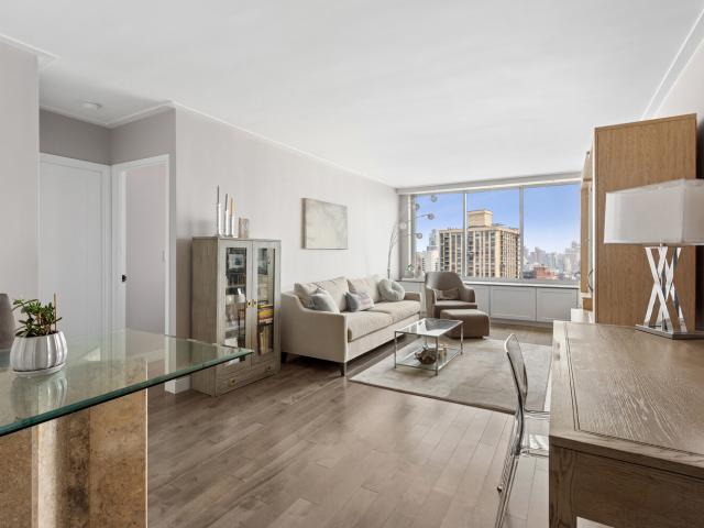 404 East 79th Street, New York, NY