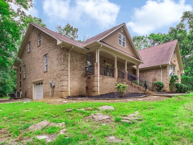 404 Foxglove Pl
