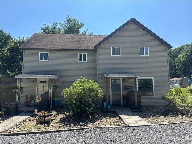 404 Franklin St, Clarion, PA 16214