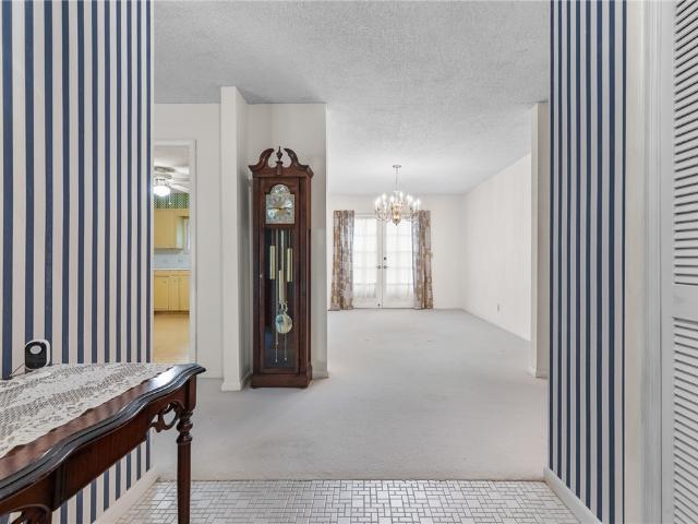 404 Huntington Place