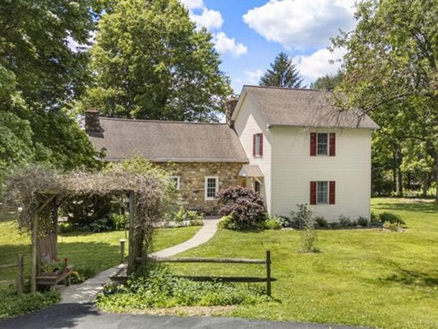 404 Indian Run Rd, Glenmoore, PA 19343
