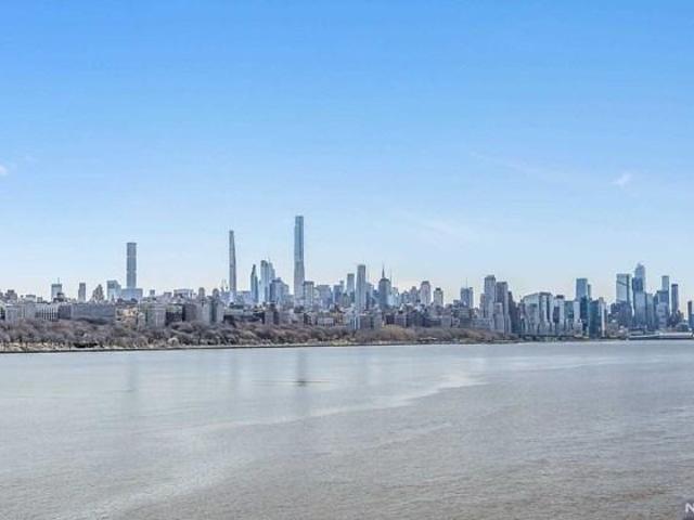 404 Jefferson Ct #404, Edgewater, NJ 07020