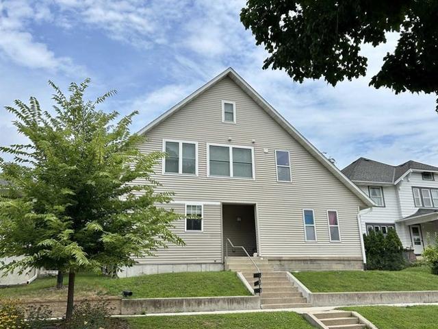 404 Jefferson St, Decorah, IA 52101