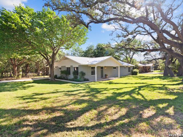 404 Oak Park Dr