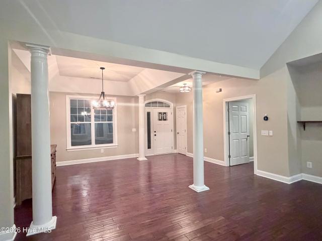 404 Old Swann Point Avenue