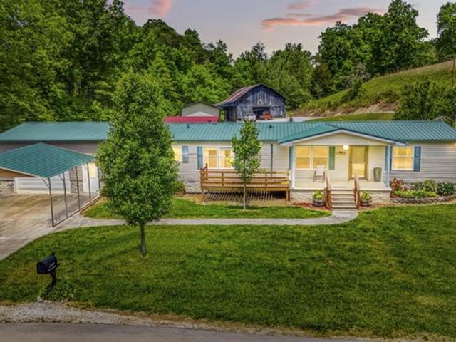 404 Lower Nickell Branch Rd, Hazel Green, KY 41332