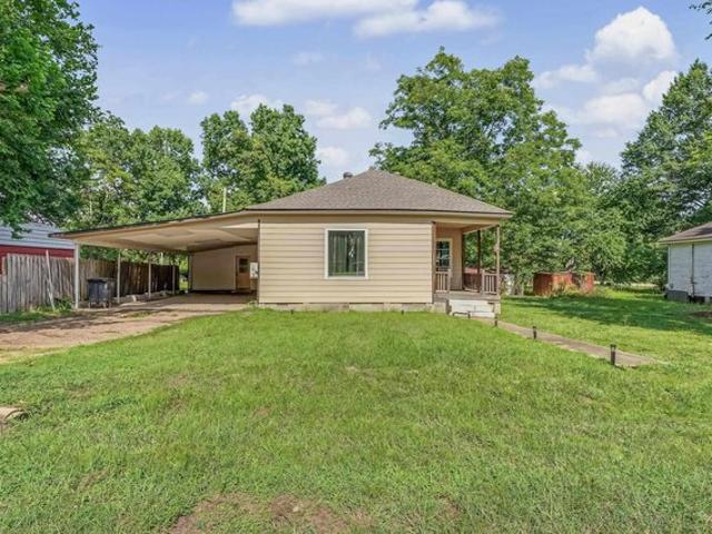 404 Large Ave, Dierks, AR 71833