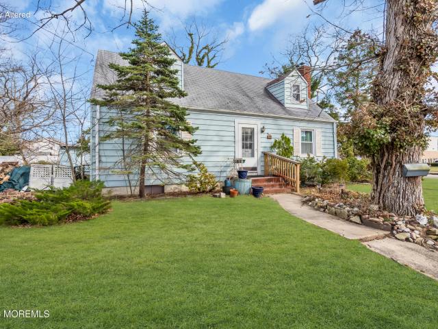 404 Maxson Avenue