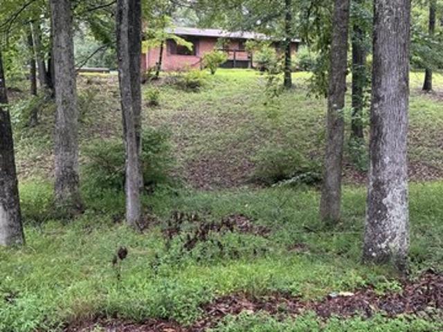 404 McBride Dr, Fulton, MS 38843