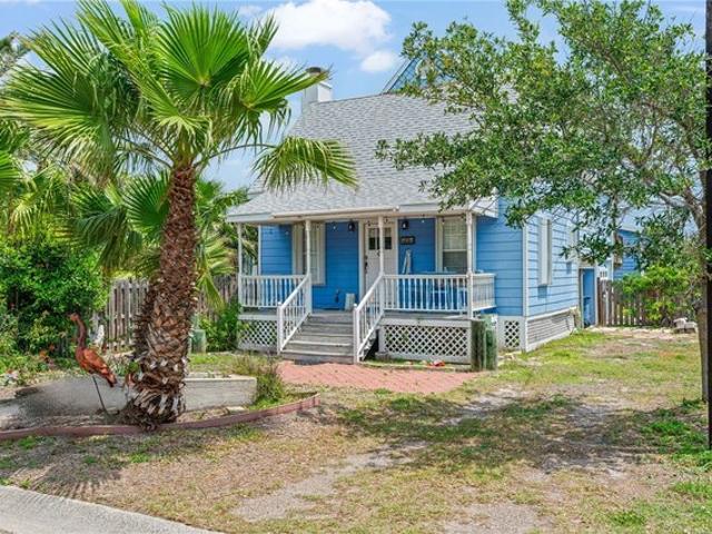 404 Mercer St, Port Aransas, TX 78373