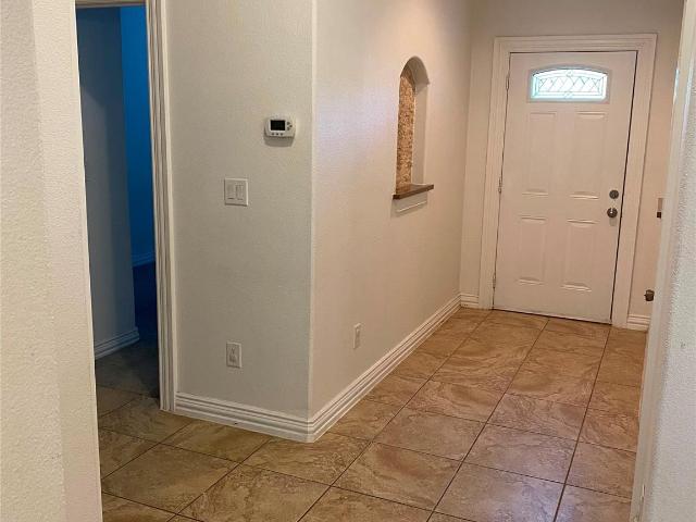 404 Mesa Dr