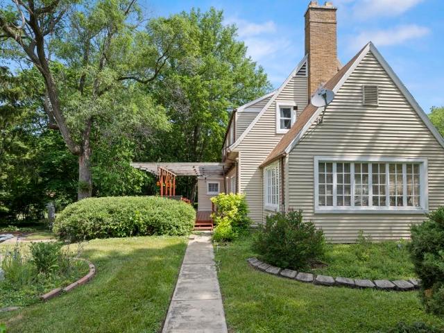 404 N Prospect Street