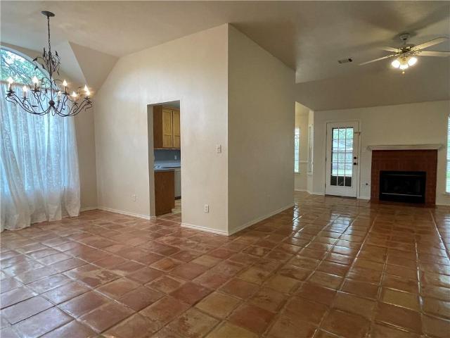 404 N Rainbow Bridge Dr