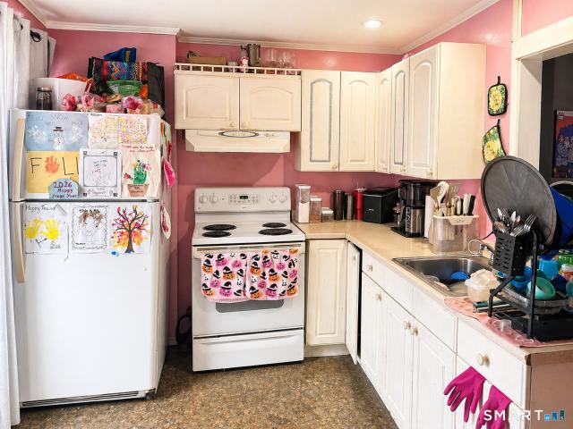 404 Norwich Ave, Norwich, CT 06380 | MLS #24171 | Compass