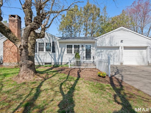 404 Newfield St, Middletown, CT 06457 | MLS #24165 | Compass