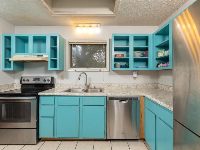 404 NE 4Th Avenue