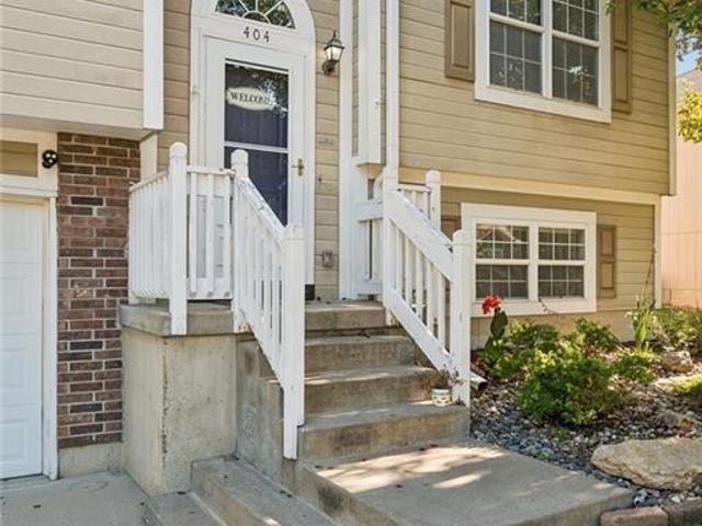 404 NW Europa Drive