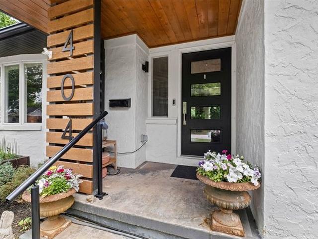 404 NW H St, Bentonville, AR 72712