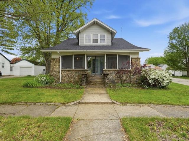 404 S Van Scoyoc St, Avilla, IN 46710