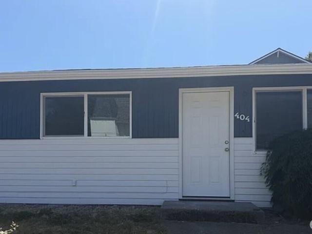 404 S Division Ln, Tacoma, WA 98418
