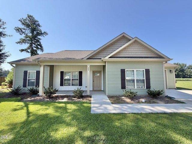 404 S Eastwood Dr, Benson, NC 27504