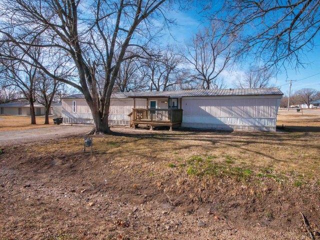 404 S Howard, KS 67349