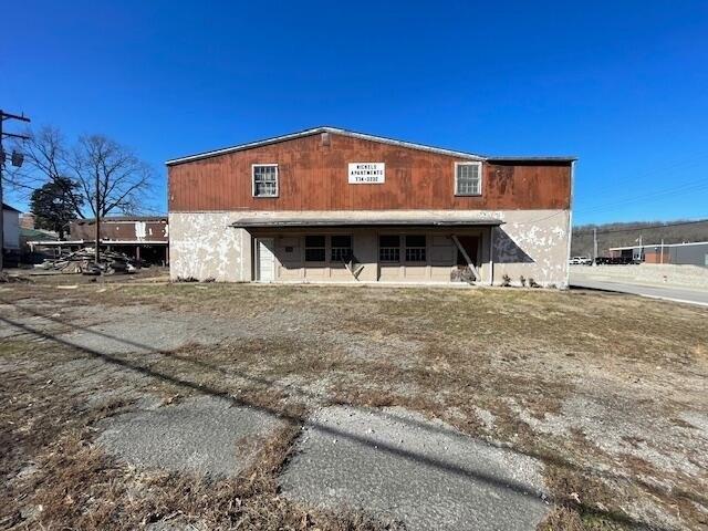 404 School St, Waynesville, MO 65583