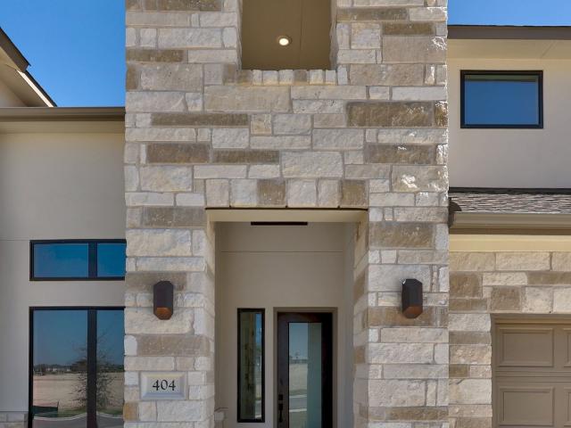 404 Sheepdog Dr, Liberty Hill, TX 78642 | MLS #5474
