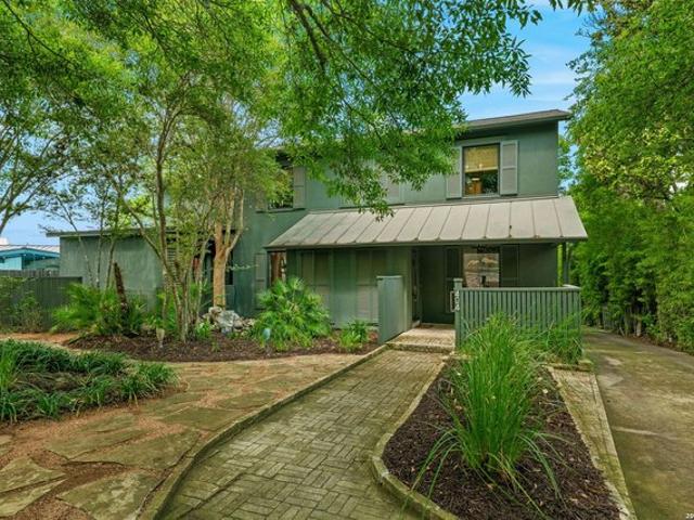 404 Sheraton Dr, Terrell Hills, TX 78209