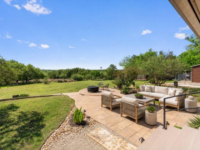 404 Skyline Rd