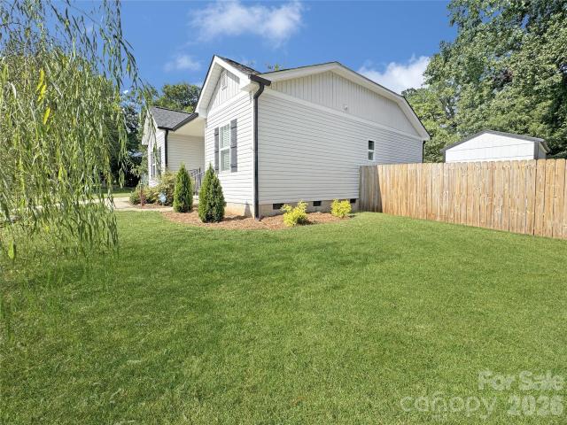 404 Skipwith Place