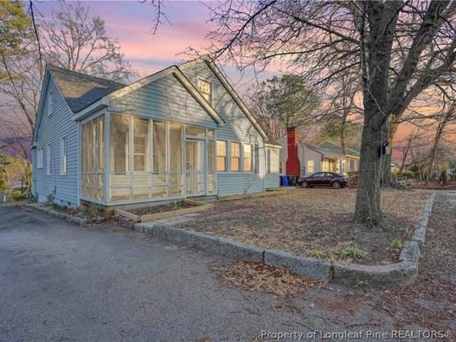 404 Pearl St, Fayetteville, NC 28303