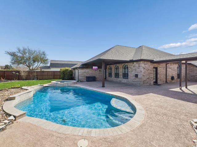 404 Primrose Lane