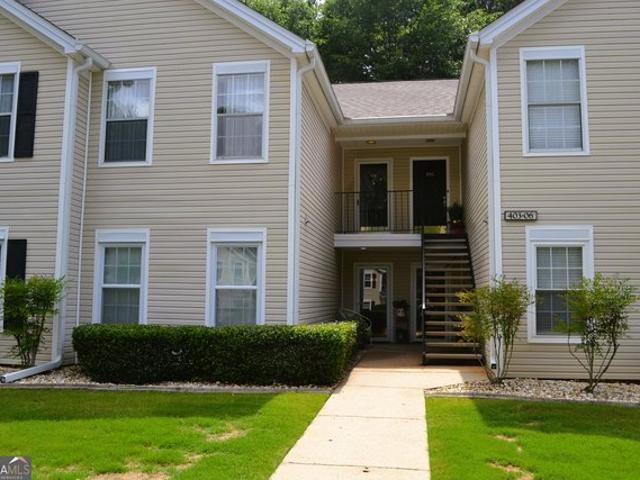 404 Ridgefield Dr, Peachtree City, GA 30269