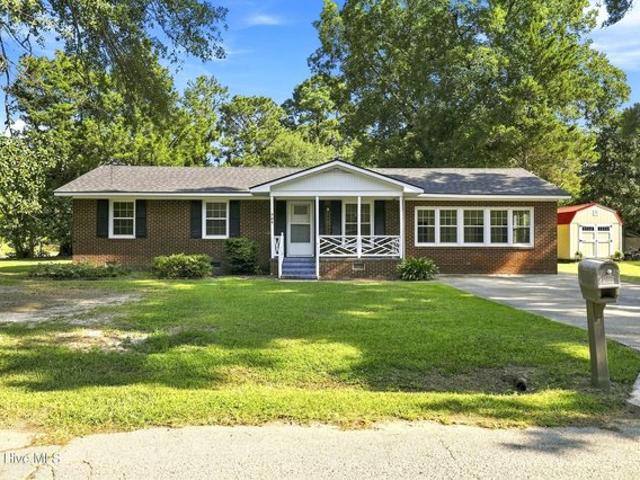 404 W Green St, Robersonville, NC 27871
